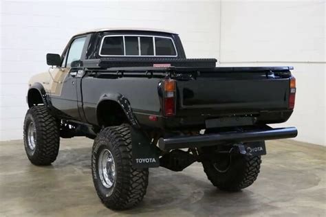 1982 Toyota Pickup 4x4 134999 Miles Blackbrown 24l I4 Manual For Sale