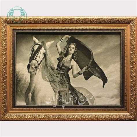 تابلو فرش دستبافت دختر اسب سوار سیاه و سفید صنایع دستی پارسیان