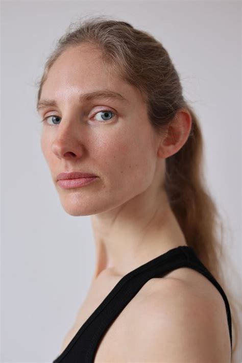 Nina Oud Model Detail By Year