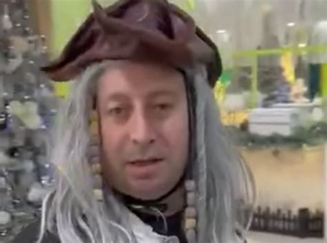 მე მეკობრე დათოიე დავით ლიკლიკაძე სახალისო ვიდეოს ავრცელებს პალიტრა ვიდეო