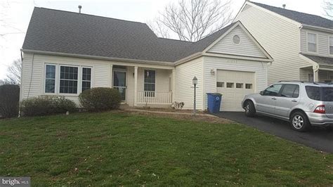 21055 Ethan Ct Sterling Va 20164 Zillow