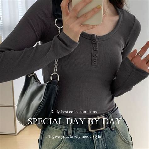 데일리나인 무료배송 Dnyne 앞단추 라운드넥 잔골지 바디라인 강조 여성 긴팔티 여자 니트 티셔츠