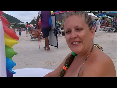 Jugando En La Playa Xvideos Com