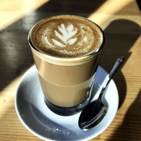 무료 사진 커피 커피 컵 테이블 책