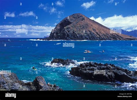 Moku Lua Islands Located Off The Windward Coast Of Oahu Across From