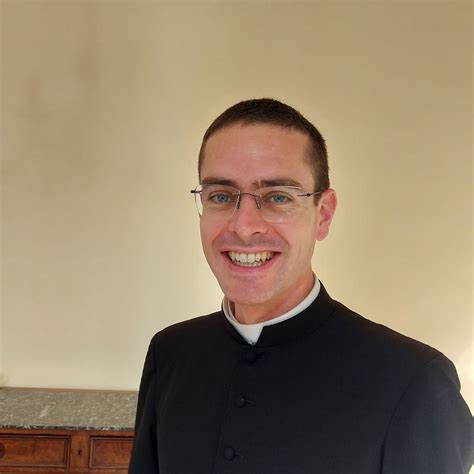 Père Wilfrid De Guillebon Portrait Paroisse Cathédrale Saint Louis
