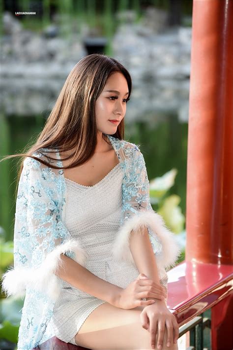 2020年第369贴 颐和园人像抓拍（0711f 中关村在线摄影论坛