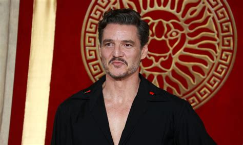 What Is Pedro Pascals Net Worth Pubity