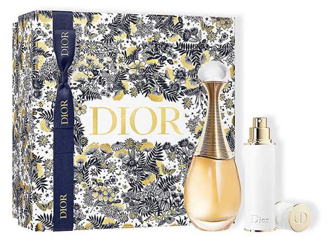 Рождественские подарочные наборы и палетки Dior Gift Sets Christmas ...