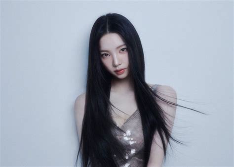 Aespas Karina Loses Fans After Confirming Her Romance With Lee Jae Wook