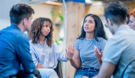 The Power Of Peer To Peer Learning In The Digital Age Sertifier