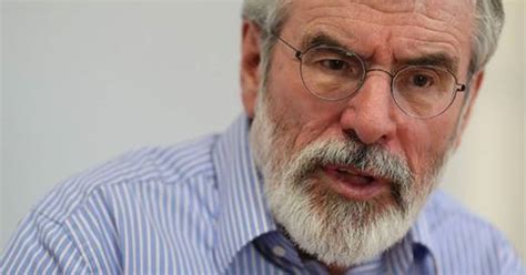 جيري آدامز يدعو أيرلندا لطرد السفير الإسرائيلي بسبب عنفها