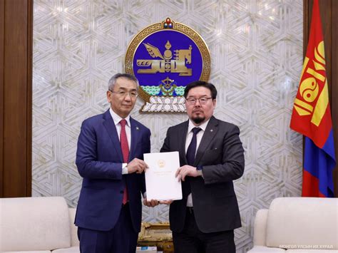 Монгол Улсын Үндсэн хуулийн цэцийн тухай хуулийн төслийг өргөн мэдүүлэв