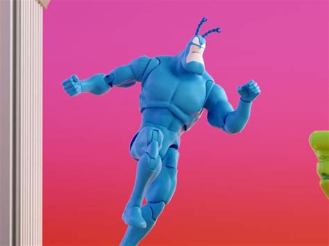 The Tick Longbox Heroes Prestige The Tick 112 Scale Action Figure