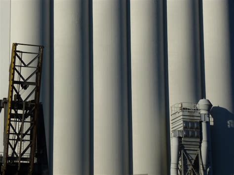 Page 9 24 000 Main Methanol Rectification Column Pictures