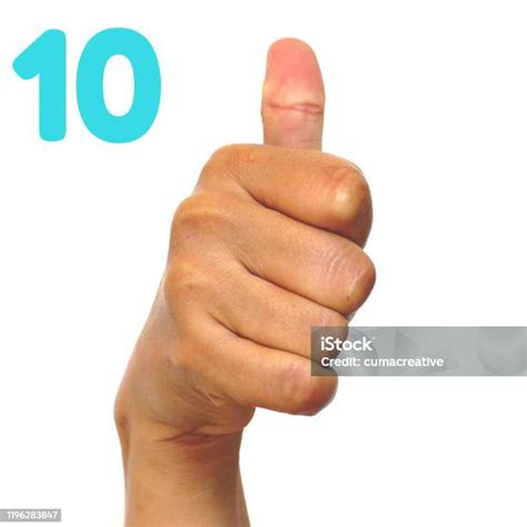 청각 장애인을위한 수화 번호 10 미국 수화 에서 손가락 맞춤법 흰색 배경에 손 제스처 번호 10입니다 10에 대한 스톡 사진