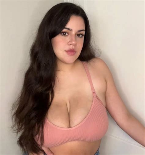 Would You Titty Fuck Rheavyhangingmilftits