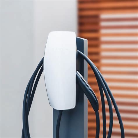 Tesla Cybertruck Powershare Vikta Energy