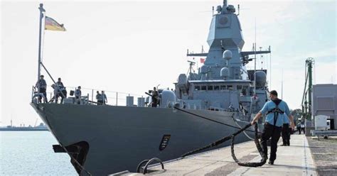 Німецький фрегат Гессен ледь не збив безпілотник США над Червоним морем ТСН новини — Світ