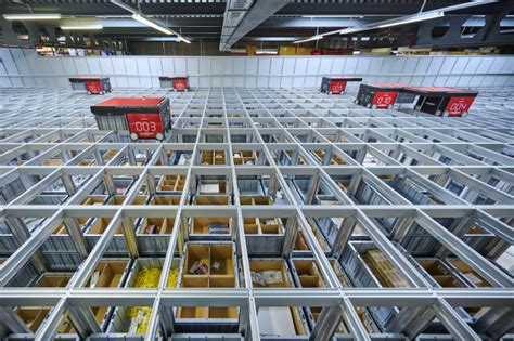 Unpacking The Basics Of Automated Storage Retrieval Food And Drink Business