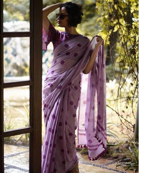 Buy Beautiful Fancy Cotton Saree With Simple Print At Rs 1100 Online