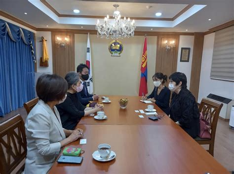 МОНГОЛ УЛСААС БҮГД НАЙРАМДАХ СОЛОНГОС УЛСАД СУУГАА ЭЛЧИН САЙДЫН ЯАМ Embassy Of Mongolia In The