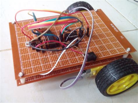 membuat kendali robot menggunakan bluetooth dan computer komputer pc