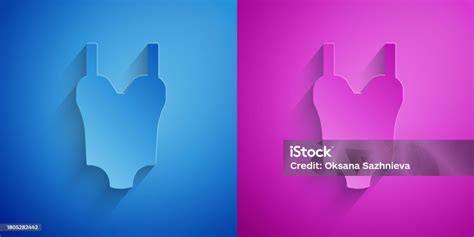 종이 컷 여름 해변 수영복 아이콘 은 파란색과 보라색 배경에 고립 해변 여성 패션 종이 아트 스타일 벡터 3차원 형태에 대한 스톡 벡터 아트 및 기타 이미지 Istock