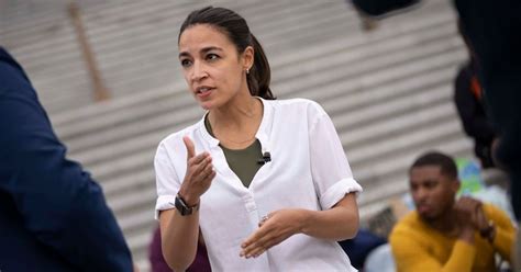 Did AOC REALLY Say Republican Men Want To Have Sex With Her BF Feet Tweet Creates Uproar MEAWW