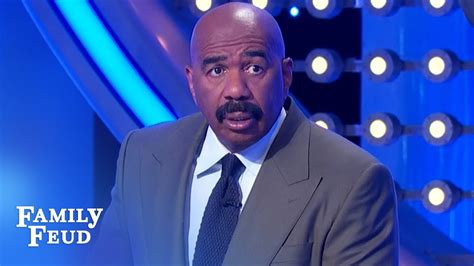 Bizarre podium answer shuts up Steve Harvey! - YouTube