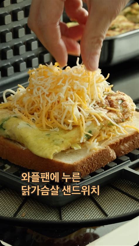 동고네 크리스마스박스 댓글이벤트 그동안 진행했던 제품들중 ️ 겨울철 피부의 건조함을 줄여줄 라코벳 올리브비누” ️ 소형 가전기기 편하게 사용할 수 있는 멀티탭