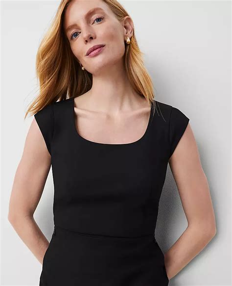 The Scoop Neck Dress In Bi Stretch
