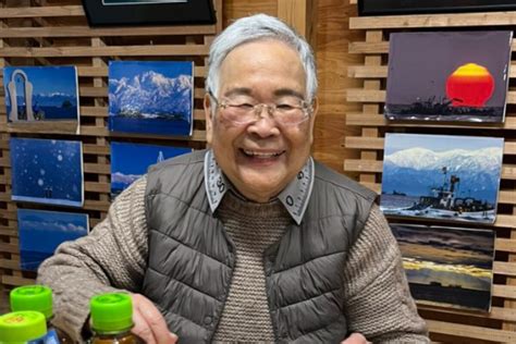 人気芸人おばあちゃんの誕生日祝福 正体に驚きの声ググッたら出てきた Sirabee