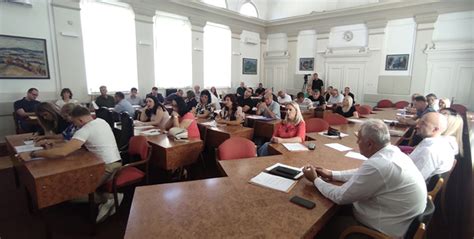 Конститутивна седница Потврђени мандати следи избор председника парламента