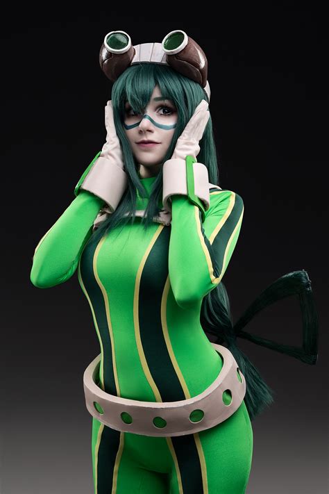 Tsuyu Asui Cosplay By Carmin Panda Self R Bokunoheroacademia