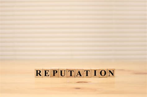 명성 텍스트 단어 나무 글자로 쓰여진 타이포그래피 삶과 비즈니스 동기 부여 영감 영감을 주는 문구에 대한 스톡 사진 및 기타 이미지 영감을 주는 문구 개념 개선