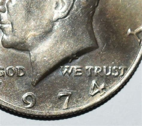 1974 Kennedy Half Dollar Coin No Mint Mark P Rare Error Obverse And