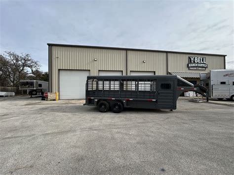 New 2025 Swift Built Trailers 20 With Tack 25 Stock Stock Combo