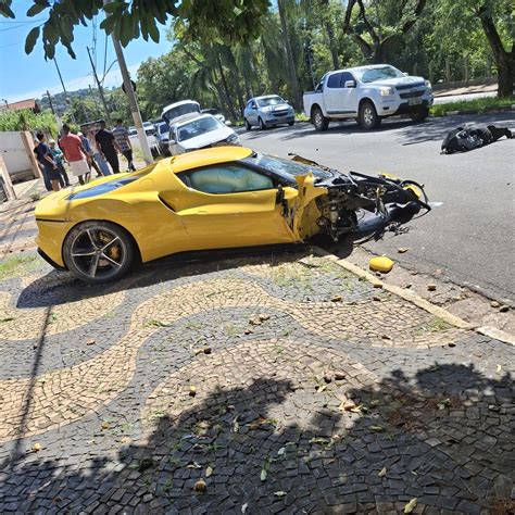 Ferrari Fica Destruída Após Acidente Em Avenida De Campinas Fotos G1