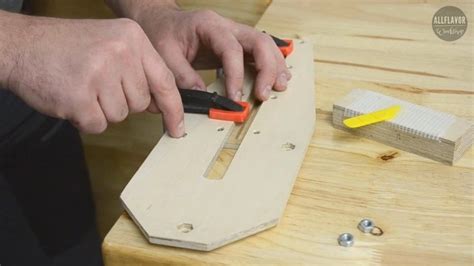 How To Make A Universal Router Circle Cutting Jig With Pictures AllFlavor Workshop