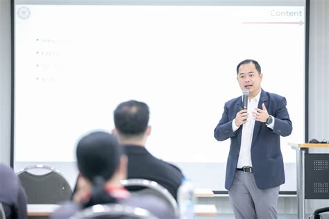 โครงการพัฒนาศักยภาพบุคลากรมหาวิทยาลัย ศรีนครินทรวิโรฒ หัวข้อ “เทคนิคการปรับปรุงหรือการพัฒนาผลการ