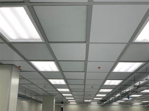 รับออกแบบและสร้างห้องคลีนรูม รับออกแบบและสร้างห้องสะอาด ห้องปลอดเชื้อ ห้องผลิตชิ้นส่วนอิเลคท