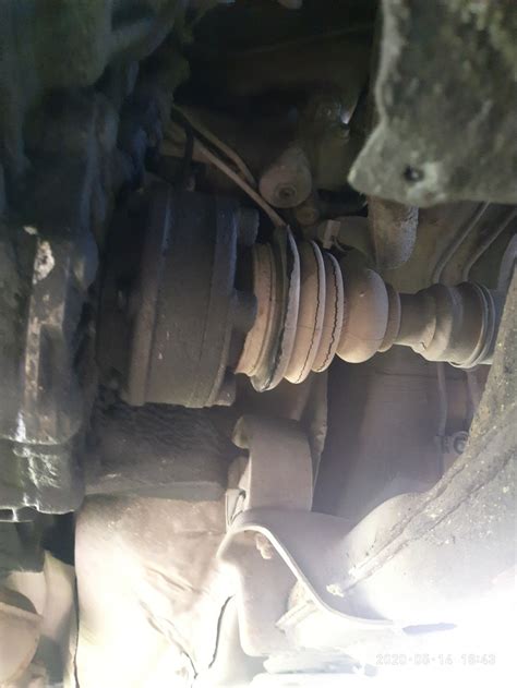 Заменил левый рулевой наконечник — Audi A4 (B5), 1,8 л, 1996 года ...