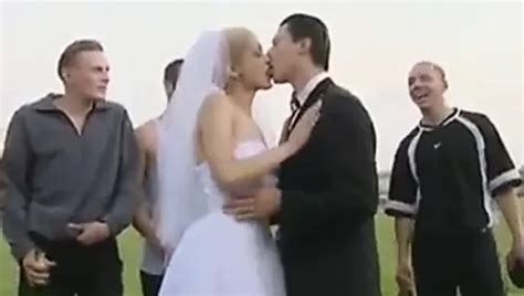 Bride Get Facial From The Entire Wedding Party Xhamster
