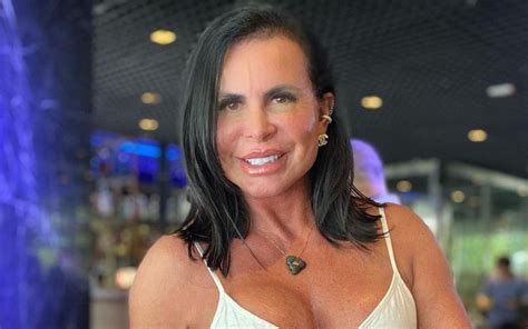 Gretchen Mostra O Bumbum Sem Retoques E Dispara Dinheiro Ajuda