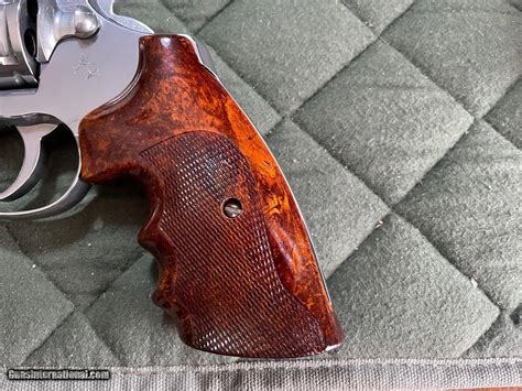 Colt Python Grips Vintage