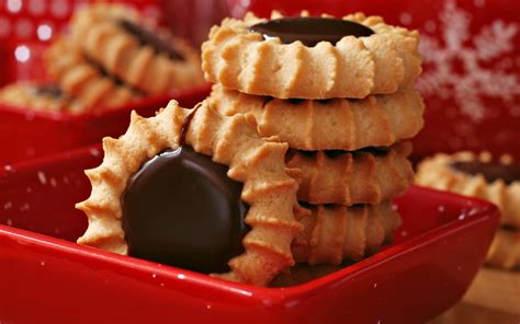 2048x1152 Cookie Wallpaper Coolwallpapers Me