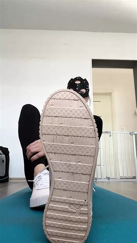 Enjoying My Sweaty Soles After The Gym Full Video German Foot Worship Porn Xhamster