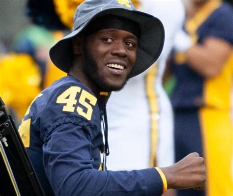 Meechie Walkers Wikipedia Page Decoded Reliving The Highlights Of A Michigan Football Legend