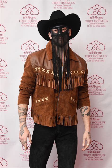 Orville Pecks Real Face Revealed After Country Singer Is Caught